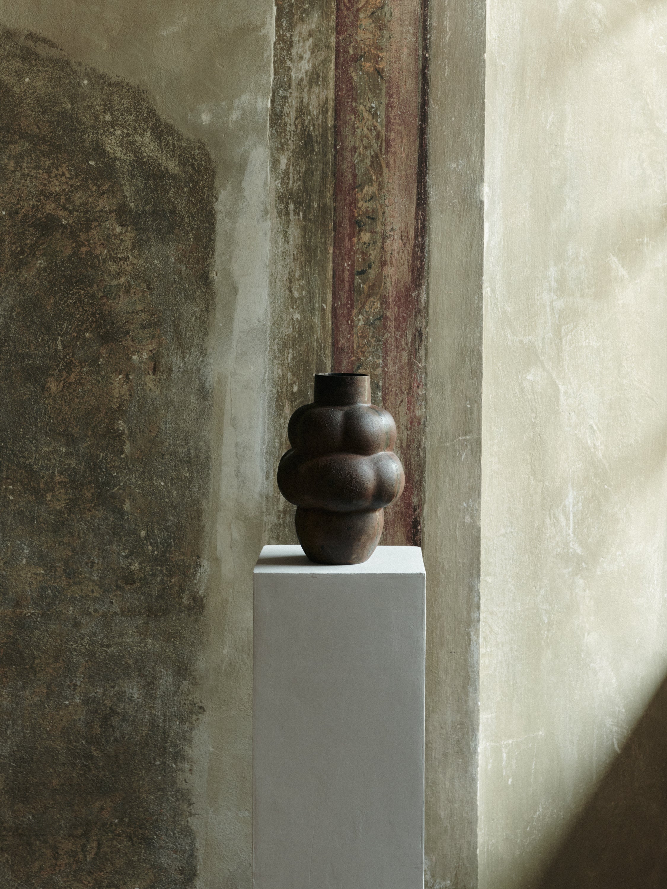 THE ROE STUDIO BALLOON OBJECT 005 – LOUISE ROE DENMARK